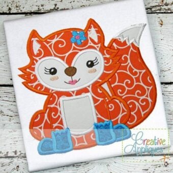 Reading Fox Applique - Creative Appliques